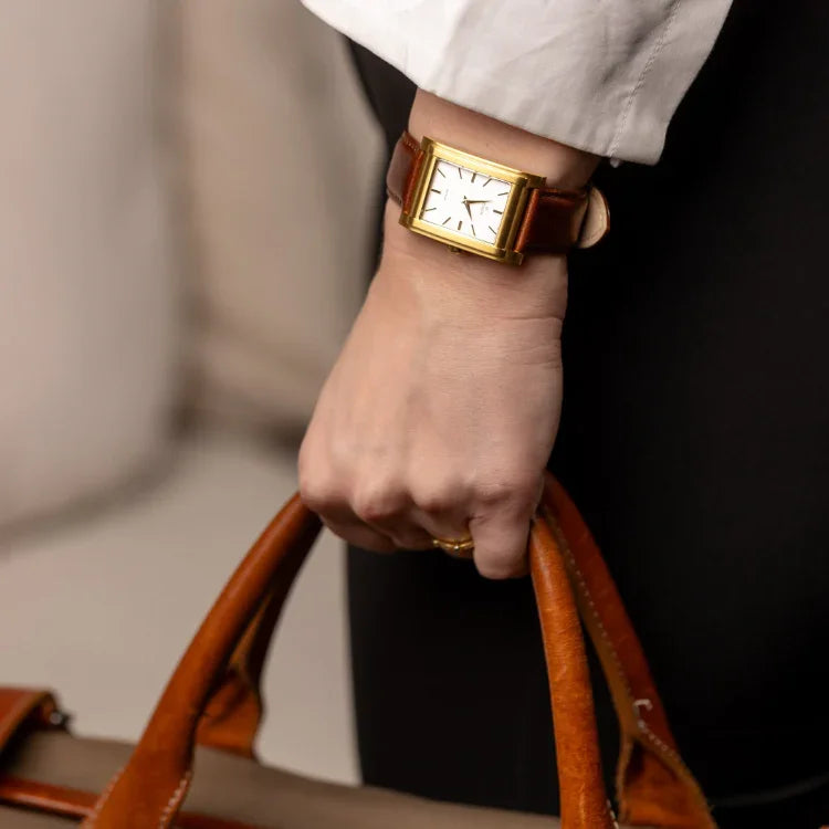 The Elegance of Women’s Gold Watches: Square & Rectangular Designs
